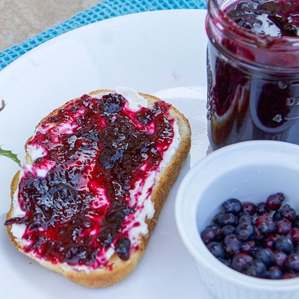 Montana Mountain Berry Jam | Hilda's Kitchen Blog