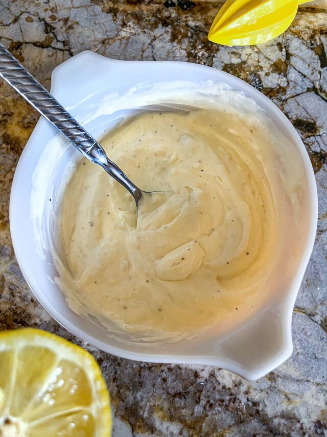 Super Easy Lemon Garlic Aioli Sauce | Hilda's Kitchen Blog