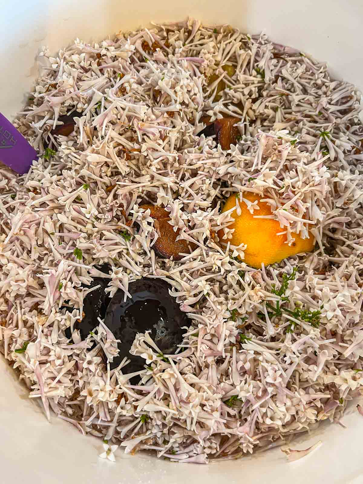 How to Make Lilac Wine | Hilda's Kitchen Blog