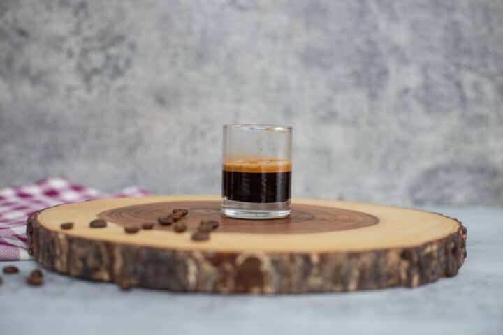 How To Make An Iced Americano | Hilda's Kitchen Blog